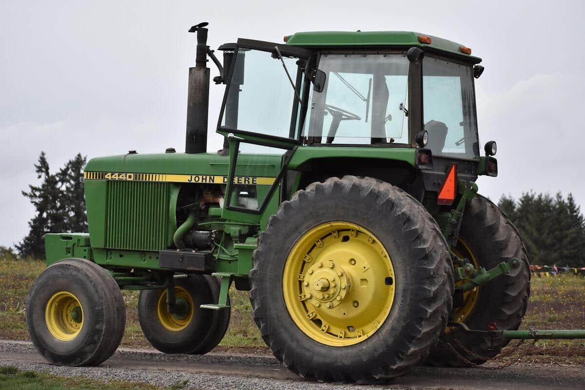Tractor Insurance for Comprehensive Protection | Garrett Insurance
